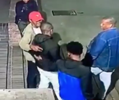 Pickpockets! Have a look at how quickly it can all happen