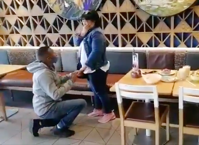 Loving couple gets engaged at Nando’s outlet