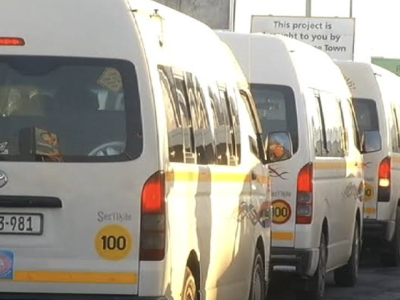 Tuesday morning taxi protest turns N2 into no-go zone