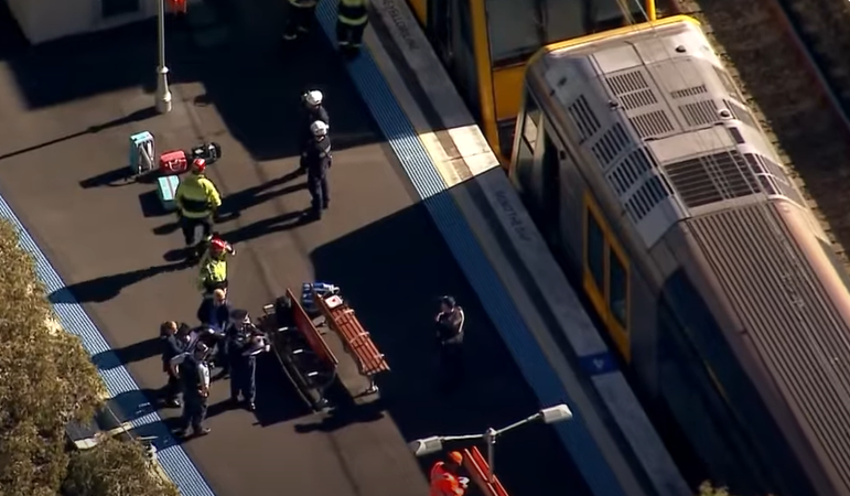 Pram rolls in front of oncoming Sydney train, toddler and father killed