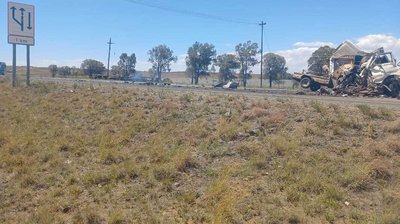 Three killed in crash on N6 in Free State