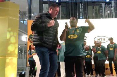 WATCH: Springbok legend puts on his dancing shoes| East Coast Radio