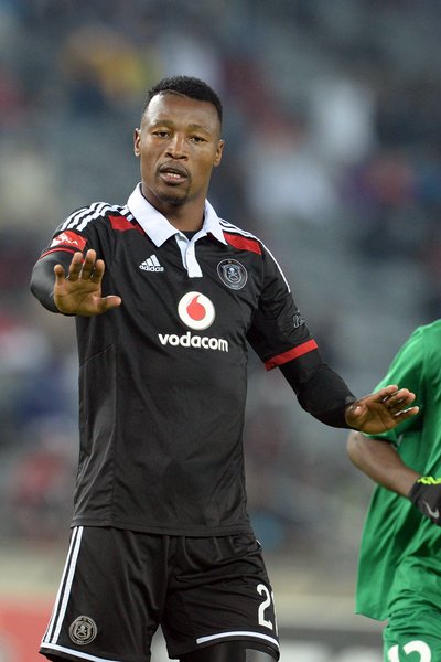 Pirates player Sangweni retires