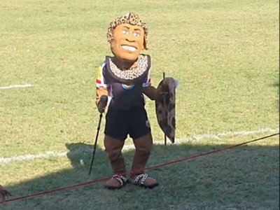 uShaka’s got the moves! UKZN mascot wows crowd and alumni