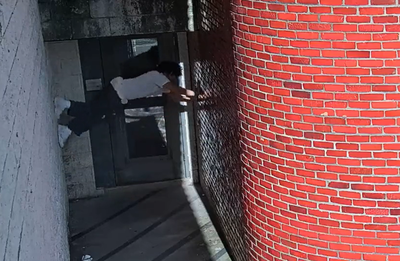 WATCH: Escaped killer evades US police in huge manhunt