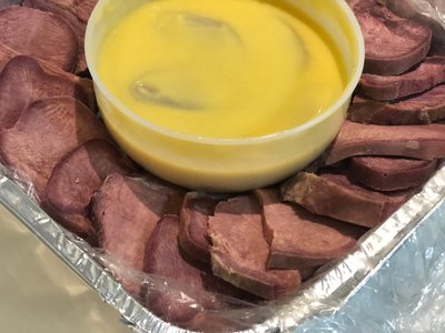 Takeaway Wednesday: Beestong met mosterdsous