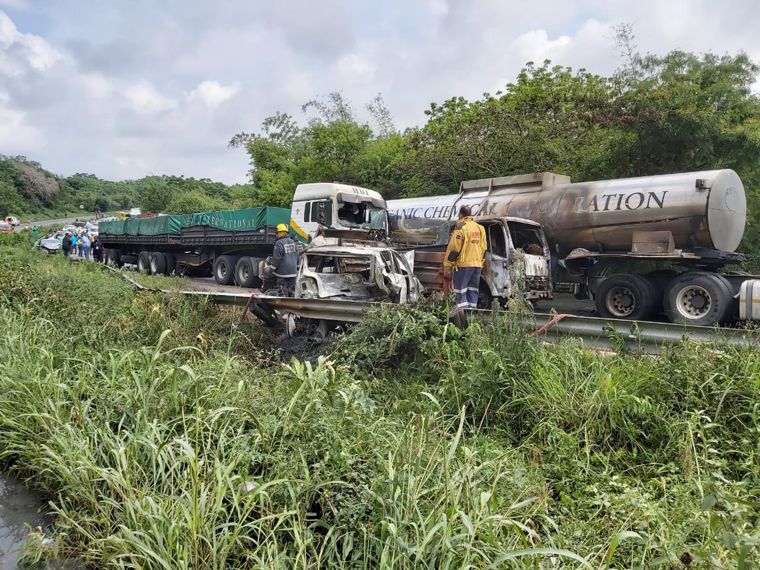 One dead after multi-vehicle crash on M7