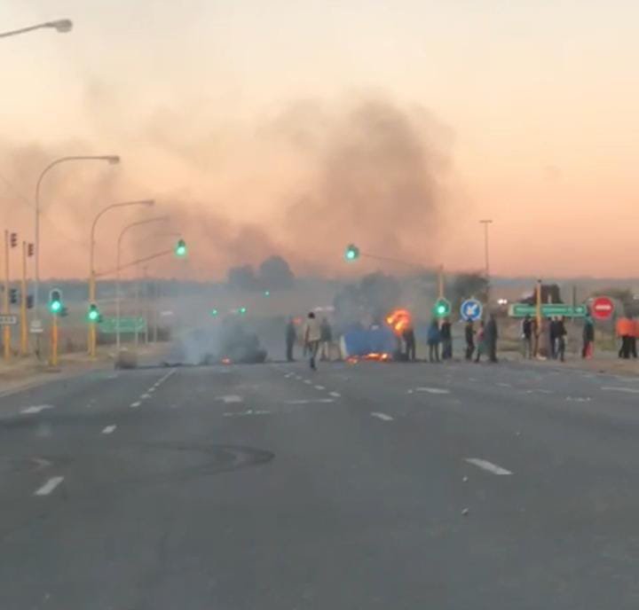 Durban protests simmer down
