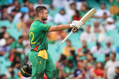 Rossouw blasts century as South Africa crush Bangladesh