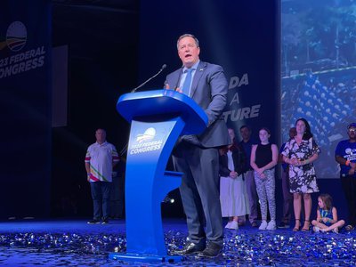 Steenhuisen wins second term as DA leader