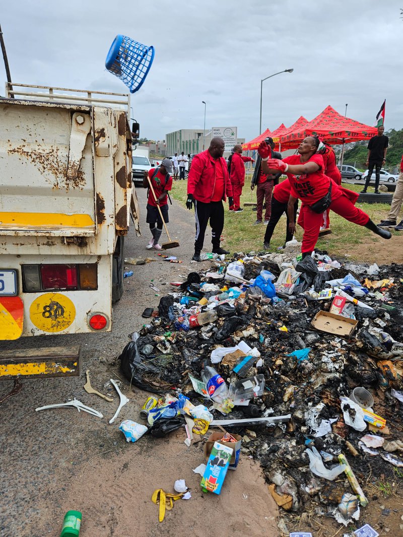 eThekwini municipal strike: EFF leads clean-up in Durban