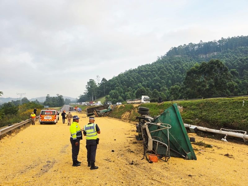 N3 remains closed after deadly truck crash near Mariannhill Toll Plaza