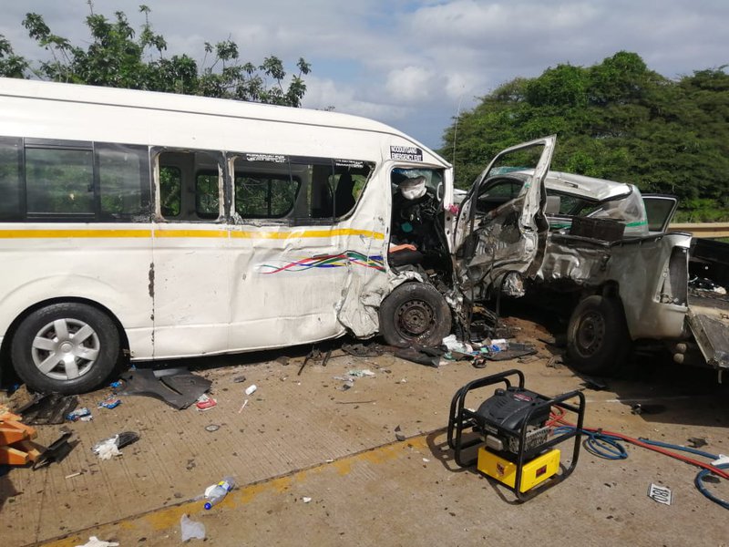 Thirteen killed in horror Free State taxi crash
