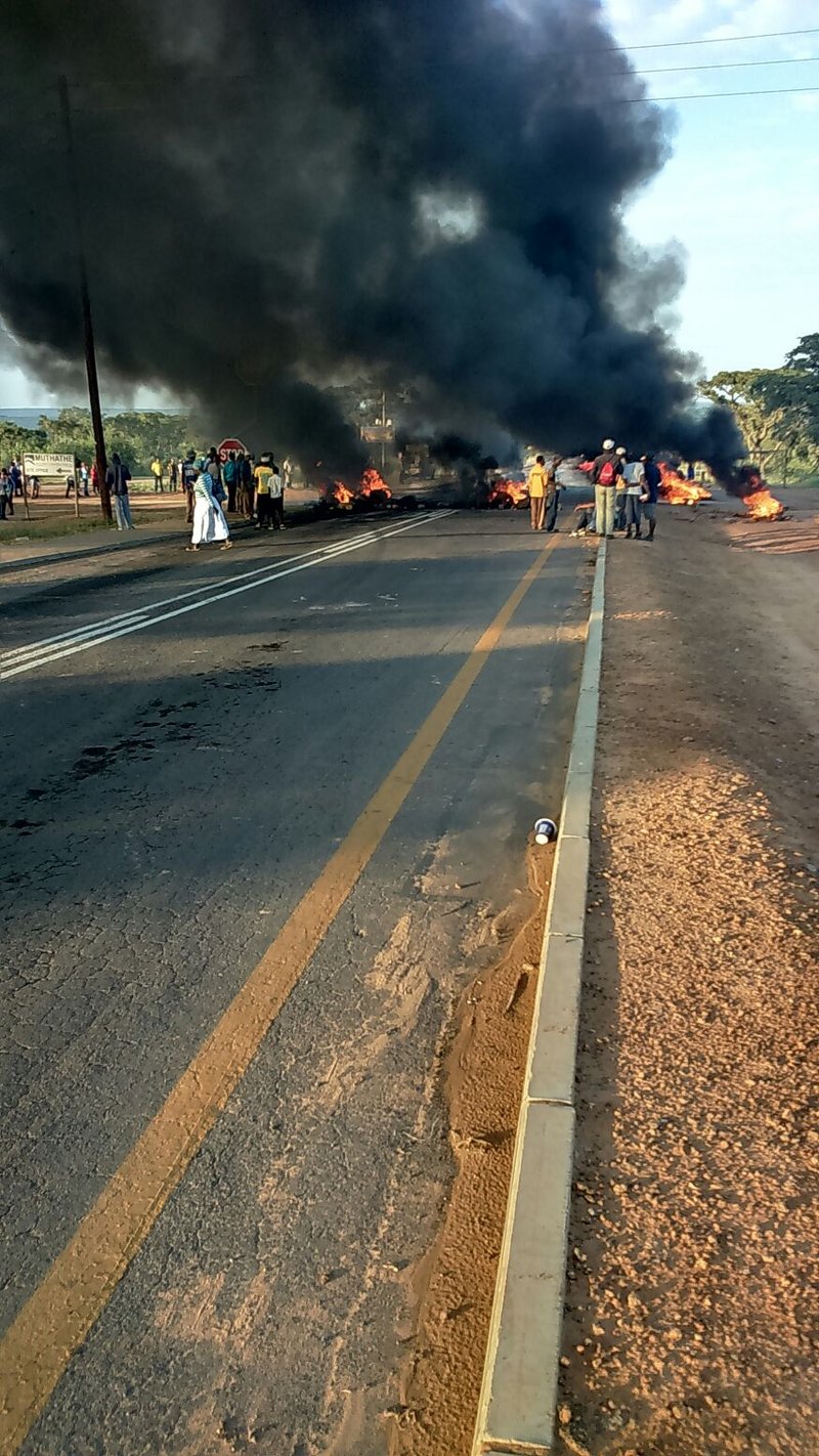 Rubber bullets fired at two Limpopo water protests