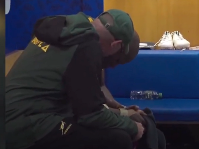 VIDEO: Springbok Bongi Mbonambi breaks down in tears during RWC