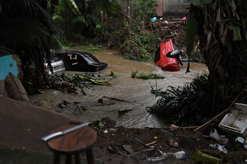 Brazil storm death toll rises to 165