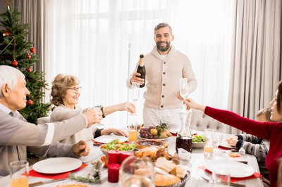 Christmas Hosting: Tips to help you be the perfect host