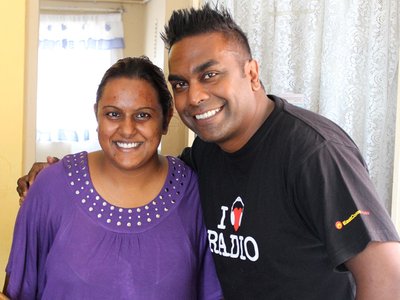 Deon Govender visits his no.1 fan