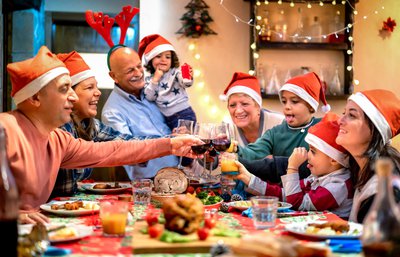 Christmas: hosting guests on a low budget