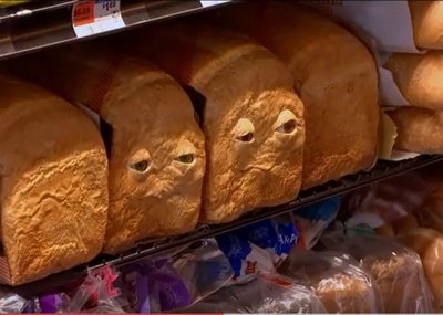 This food stunt will leave you in stitches
