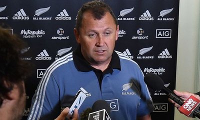 Foster makes nine changes to New Zealand team to face Italy