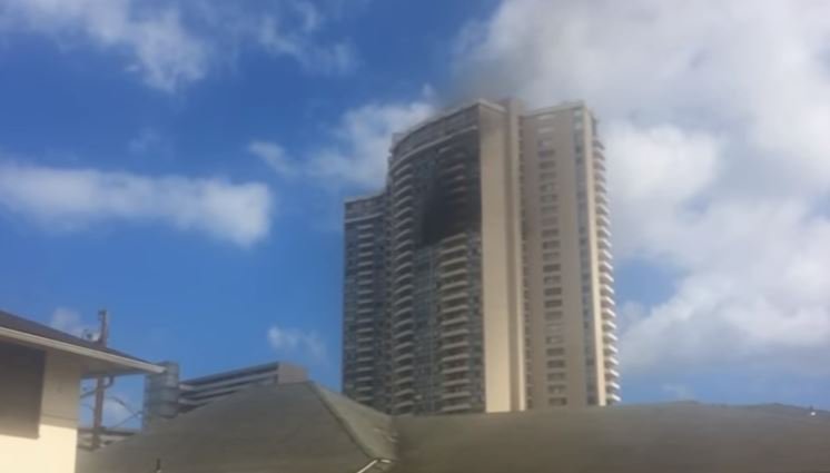 Three dead as blaze tears through Hawaii high-rise