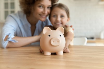 JAC's Top 5: Ways to save money for your kids from an early age