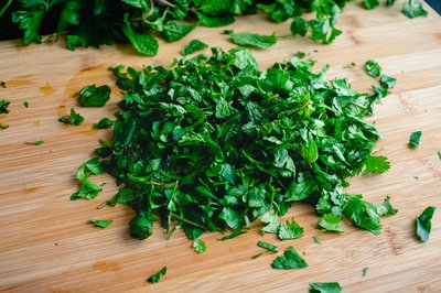 Three ways to use coriander in your dishes