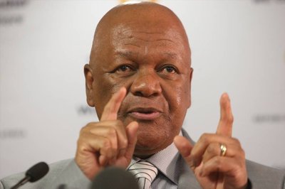 Radebe wishes Mandela a speedy recovery