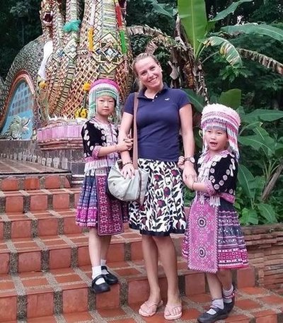 Kid steals watch from couple in Thailand