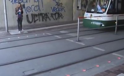 Australia to trial ground-level traffic lights for smartphone users