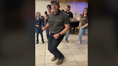 WATCH: Man wearing veld skoene breaks out dance moves to ‘Nkalakatha’