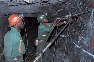 New report details ‘sterling performance’ of SA mining industry