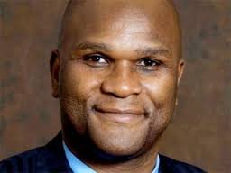 Mthethwa arrives in Mmaditlokwe