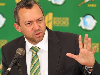 SARU chief issues statement on Jurie Roux