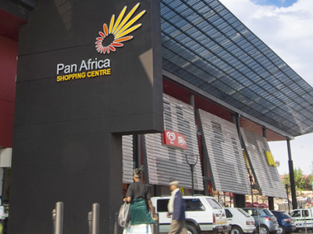 Joburg mall shooting leaves 12 wounded