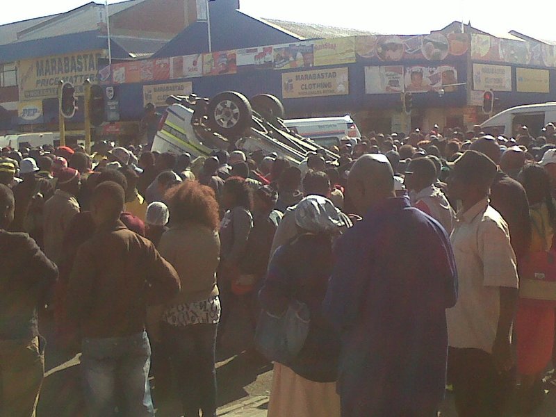 Police officer injured when van was struck by taxi in Rustenburg