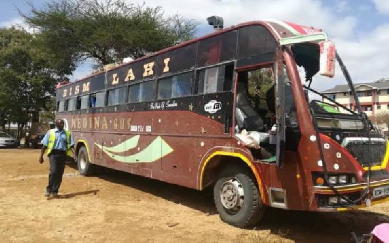 Eight killed in Kenya bus attack