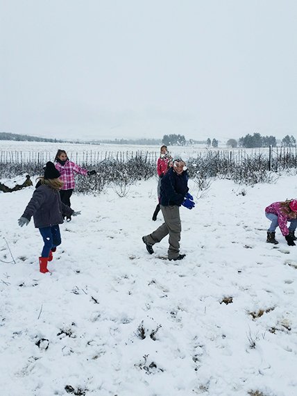 East Coasters flock to Midlands for KZN snow day