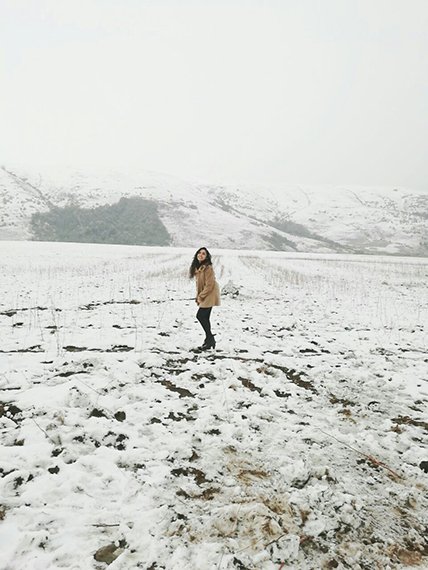 East Coasters flock to Midlands for KZN snow day