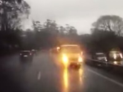 WATCH: Durban taxi drives towards oncoming traffic