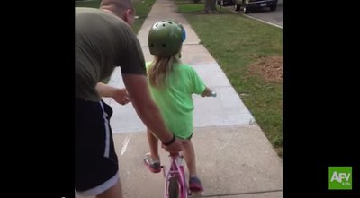 The best videobomb you will ever see