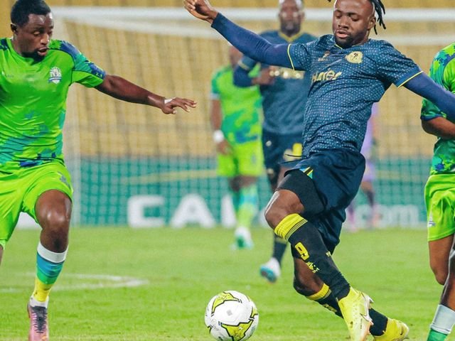 Mayele stars as Yanga reach CAF Cup final against USM